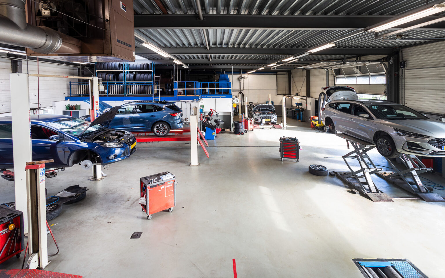 Vakkundige autogarage in de gemeente Westland - Auto Oostdijk B.V.